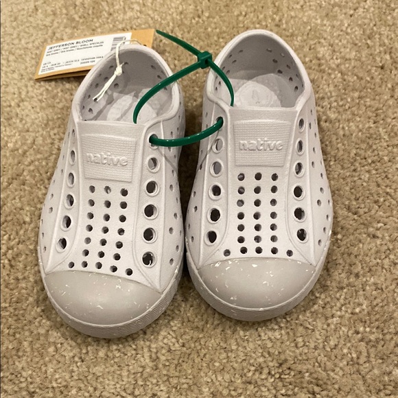 Native | Shoes | Native White Water Shoes Slipon Ventilated Design ...